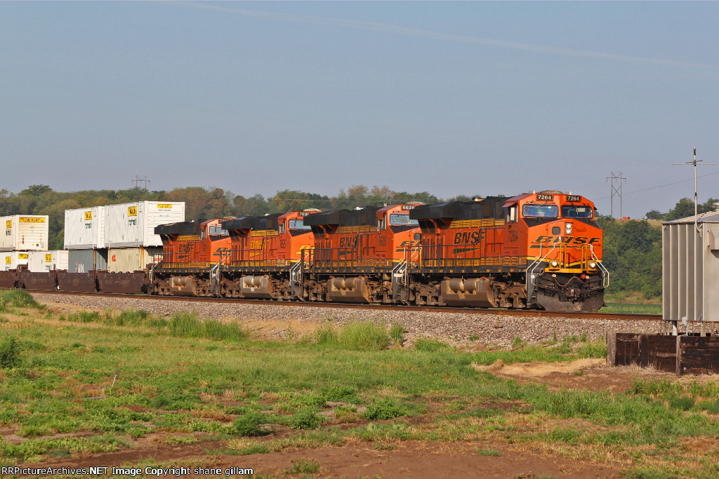 BNSF 7264 heads EB with a hot z train.